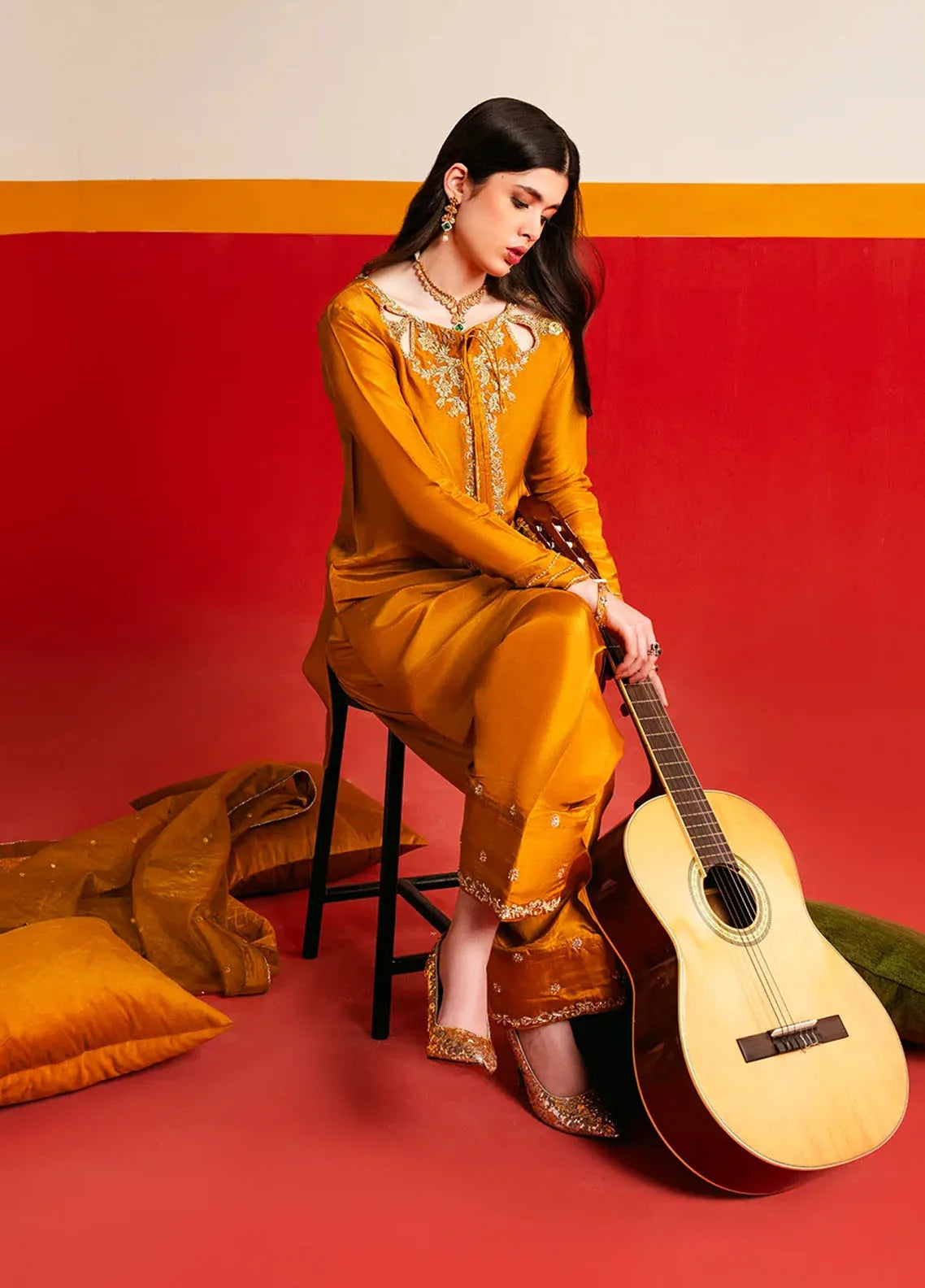 Maham Sultan Pret Embroidered Tussle Silk 3 Piece Suit Vow – Sanaulla Store