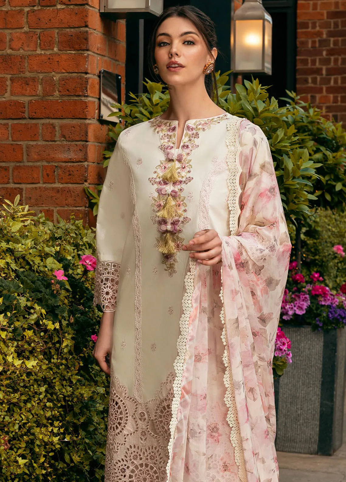 Hemline Odyssey By Mushq Embroidered Lawn Suit Unstitched 3 Piece MQ24H ...