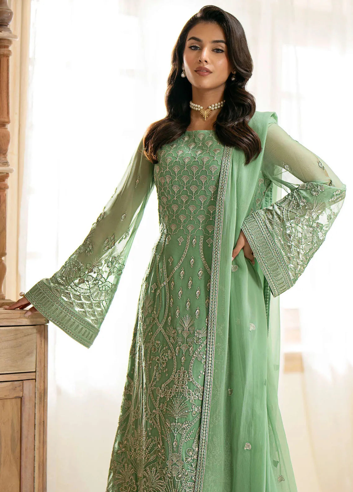 Meharbano By Kuch Khas Embroidered Chiffon Suit Unstitched 3 Piece ...
