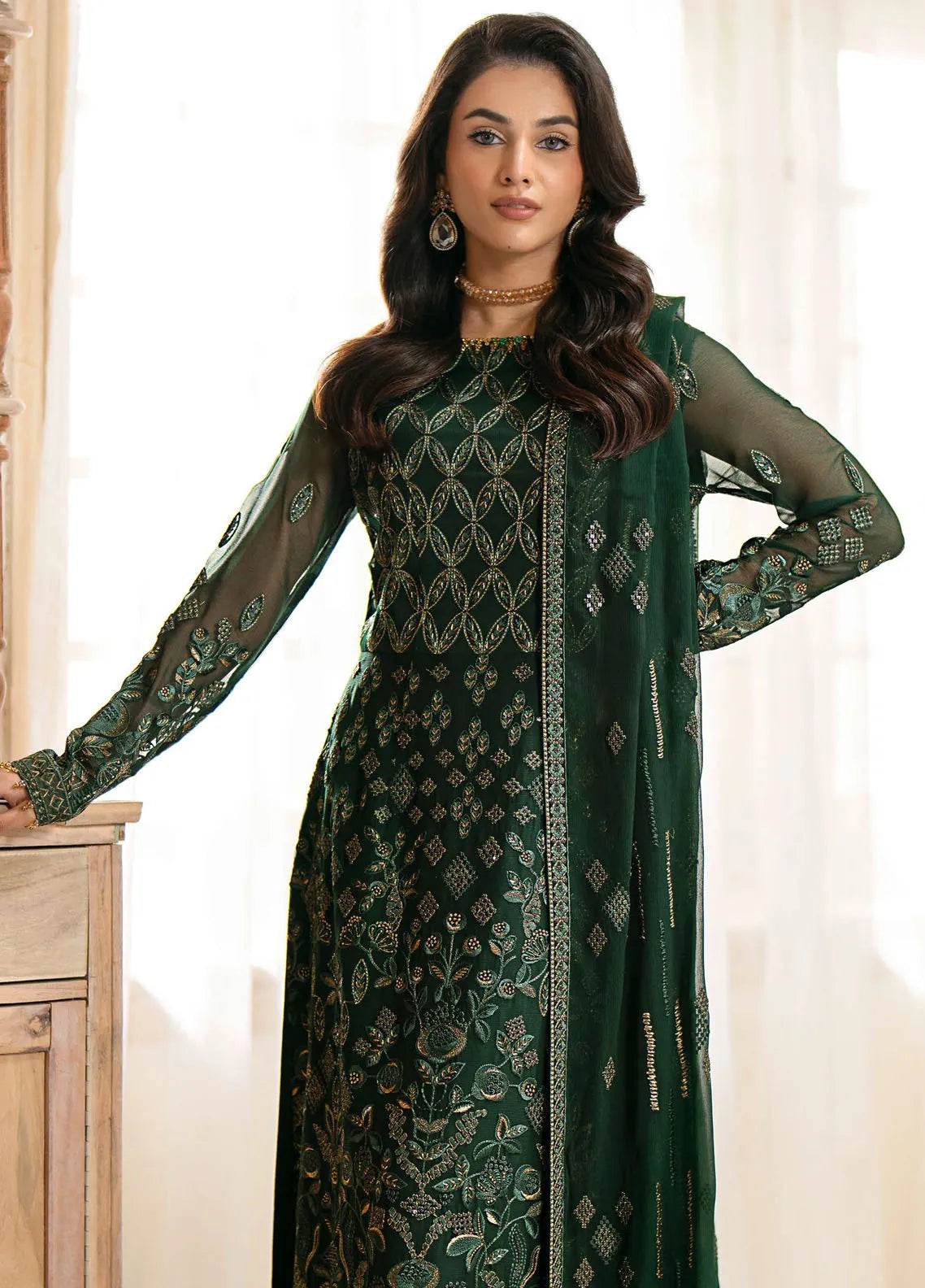 Meharbano By Kuch Khas Embroidered Chiffon Suit Unstitched 3 Piece ...